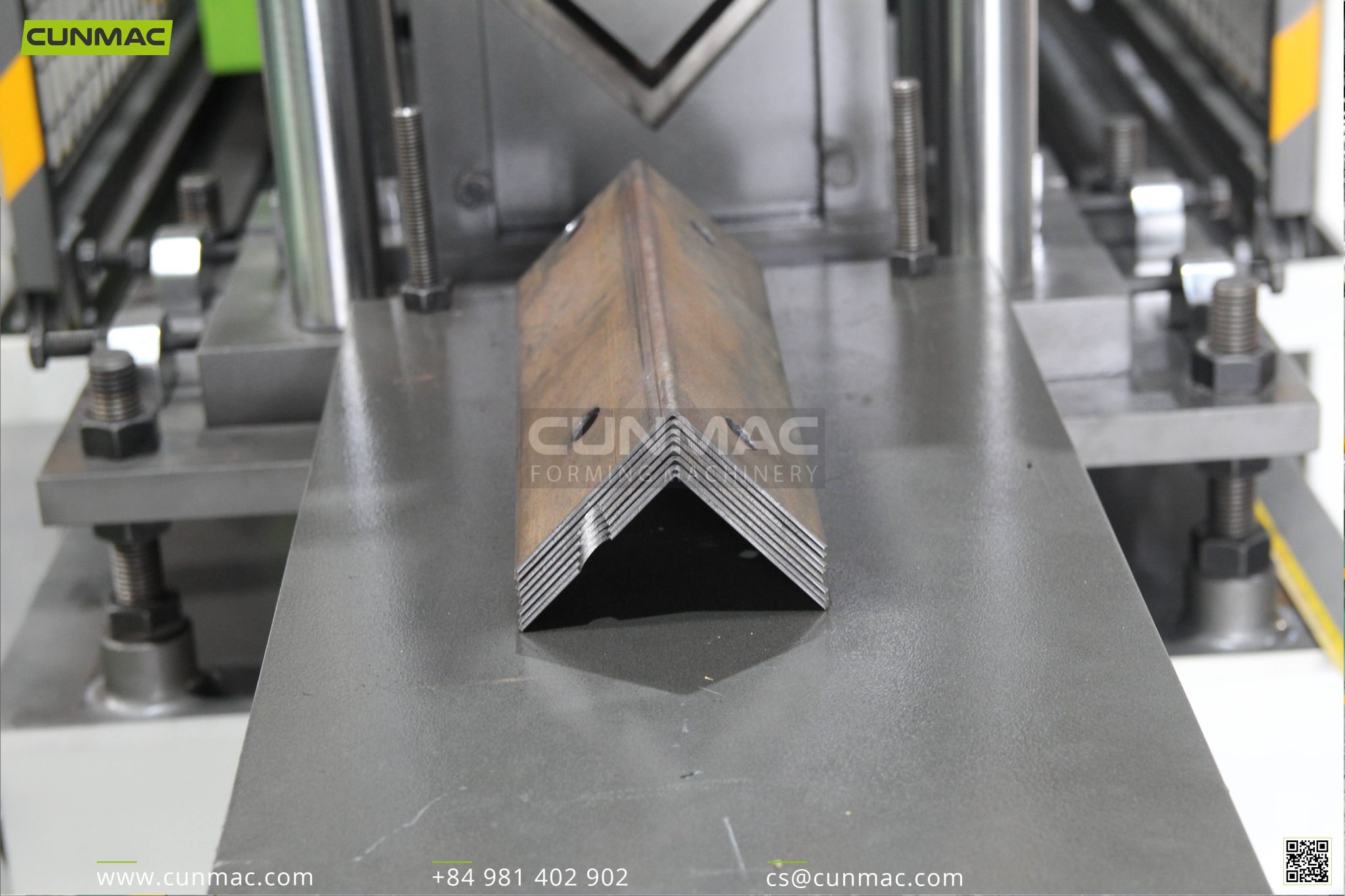 V shape roll forming machine / V Angle Roll Former | CUNMAC Vietnam